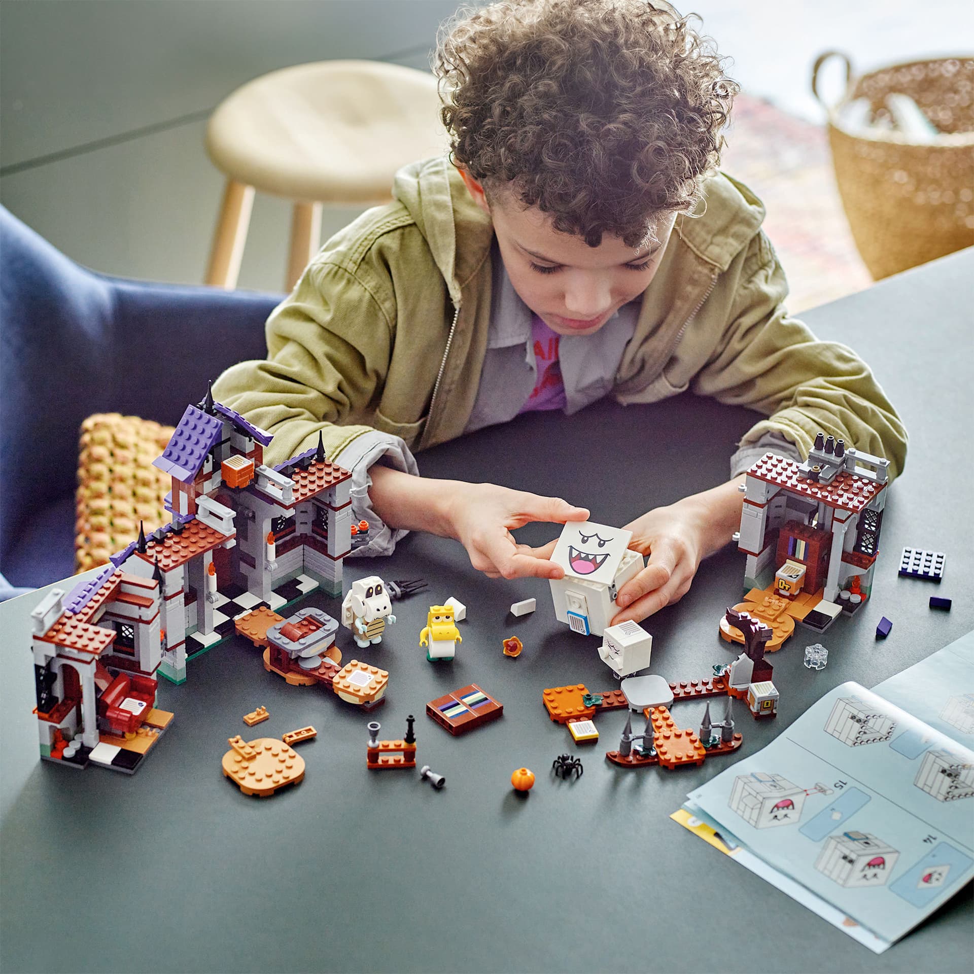 LEGO Super Mario King Boo's Haunted Mansion (71436) - My Nintendo Store