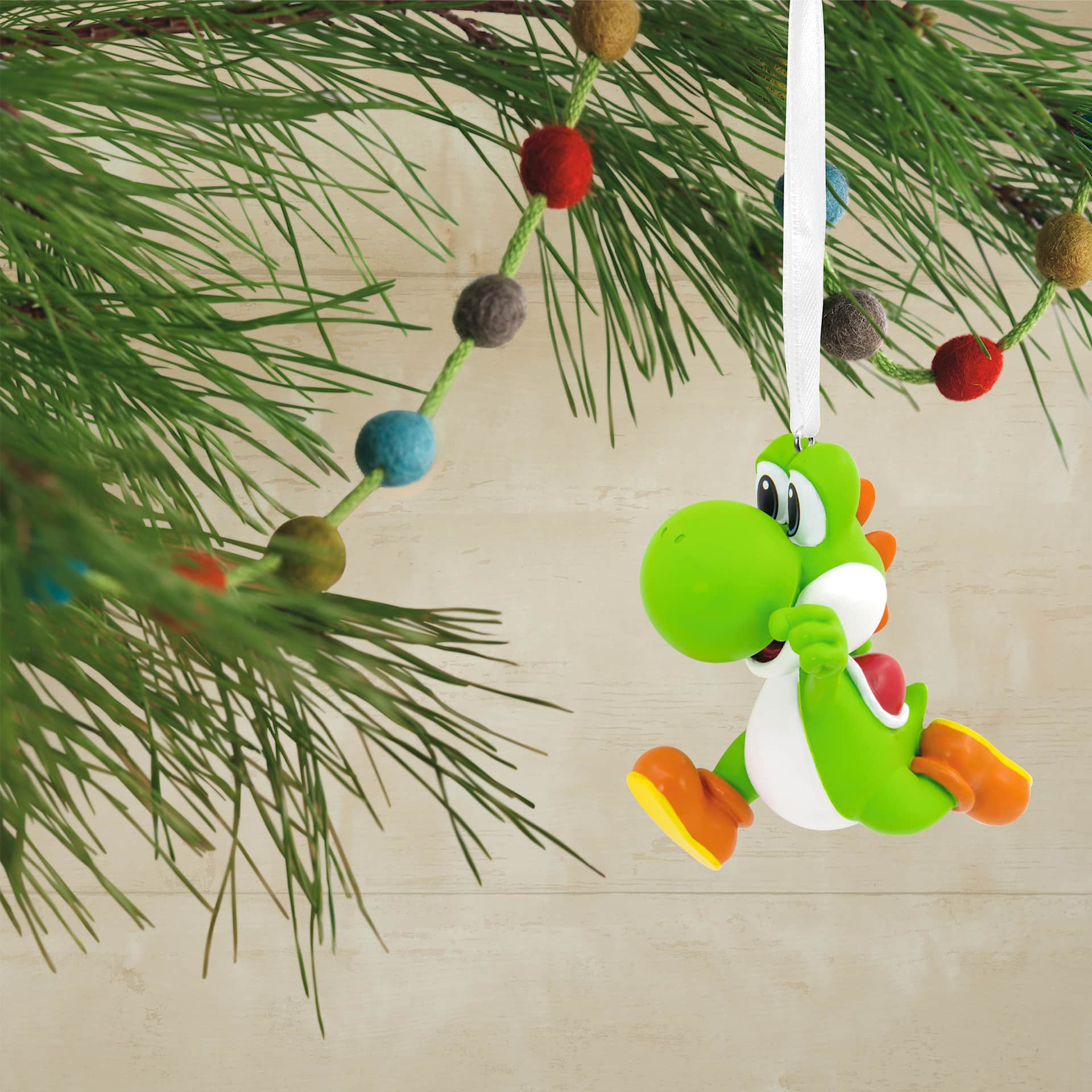 Yoshi Ornament - My Nintendo Store