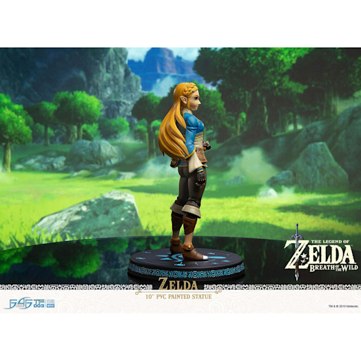 The Legend of Zelda: Breath of the Wild Zelda Figurine - My Nintendo Store